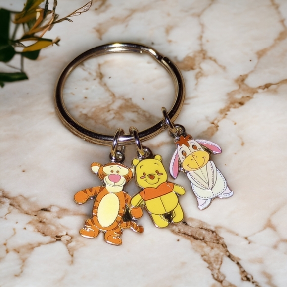 Disney | Accessories | Winnie The Pooh And Friends Metal Disney ...